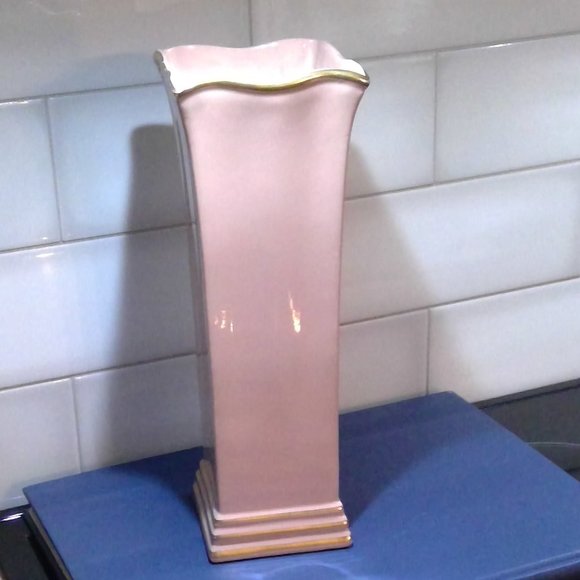 Princeton China | Accents | Pink With Gold Metallic Trim Mcm Princeton ...